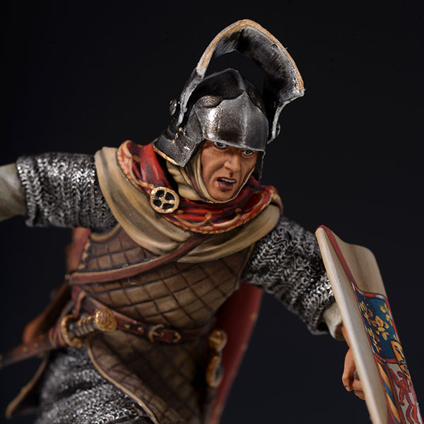 14th C Knight, Charging w/Axe | AeroArt International Inc.